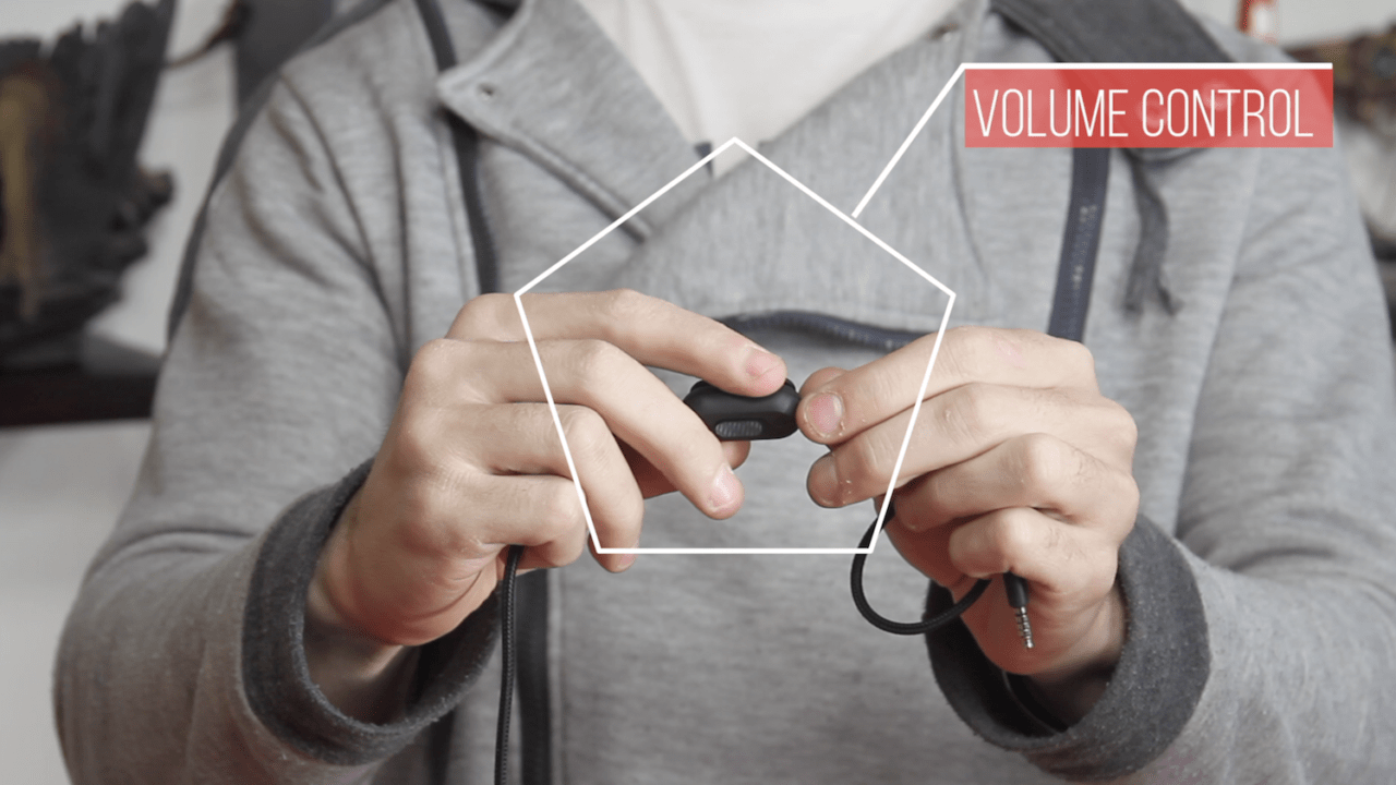 Logitech G433 is Great for PC, not so much for Console [Review]