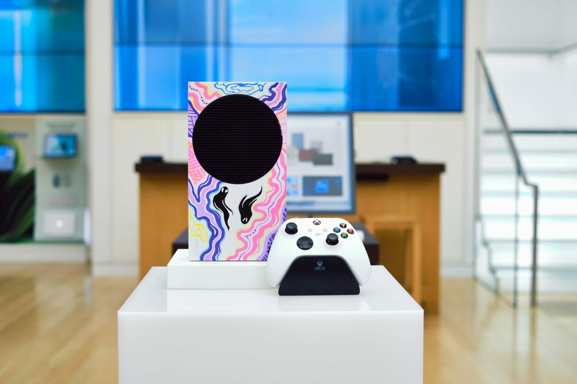 Hand-Painted Xbox Series S Celebrates NAIDOC Week - Vamers